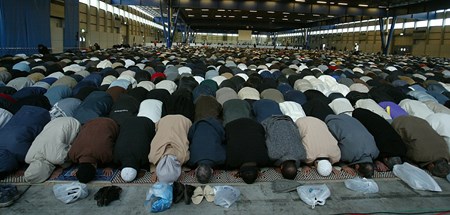 Islamister ændrer valgkampens fokus - Altinget