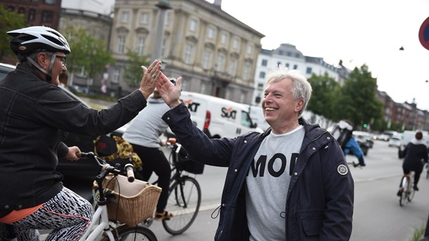 Uffe Elbæk: Regeringen skal redde æren med nyt energiforlig - Altinget