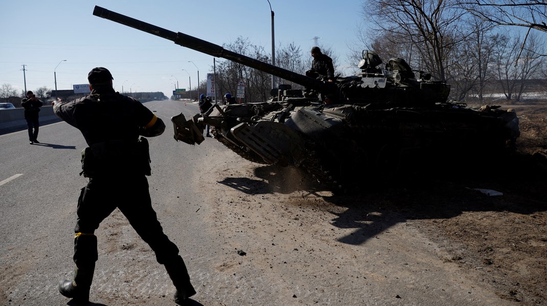 #dkpol: Putin har tanks, Vesten har bevæbnede penge - Altinget