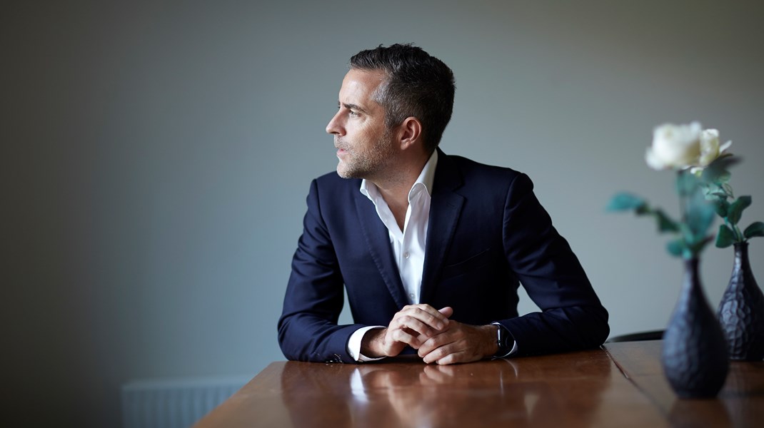 Jacob Risgaard stopper også i Løvens Hule - Altinget