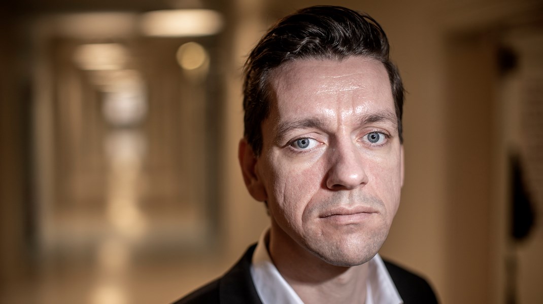 5 A'er: S-minister langer ud efter foragten for det almindelige arbejde i ny debatbog - Altinget