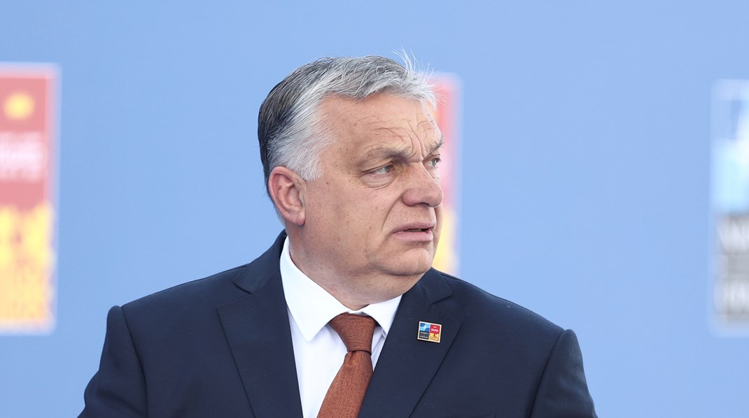 Det sker i EU: Mette Frederiksen og co. får Orbáns kniv for struben i ... Det sker i EU: Mette Frederiksen og co. får Orbáns kniv for struben i ...