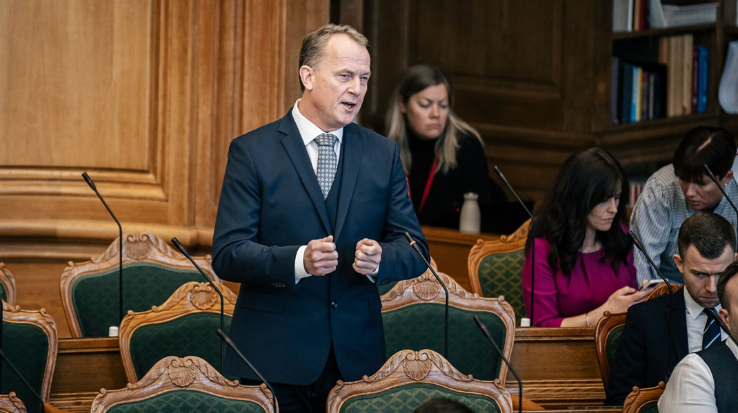 Kim Edberg Andersen bliver løsgænger - Altinget