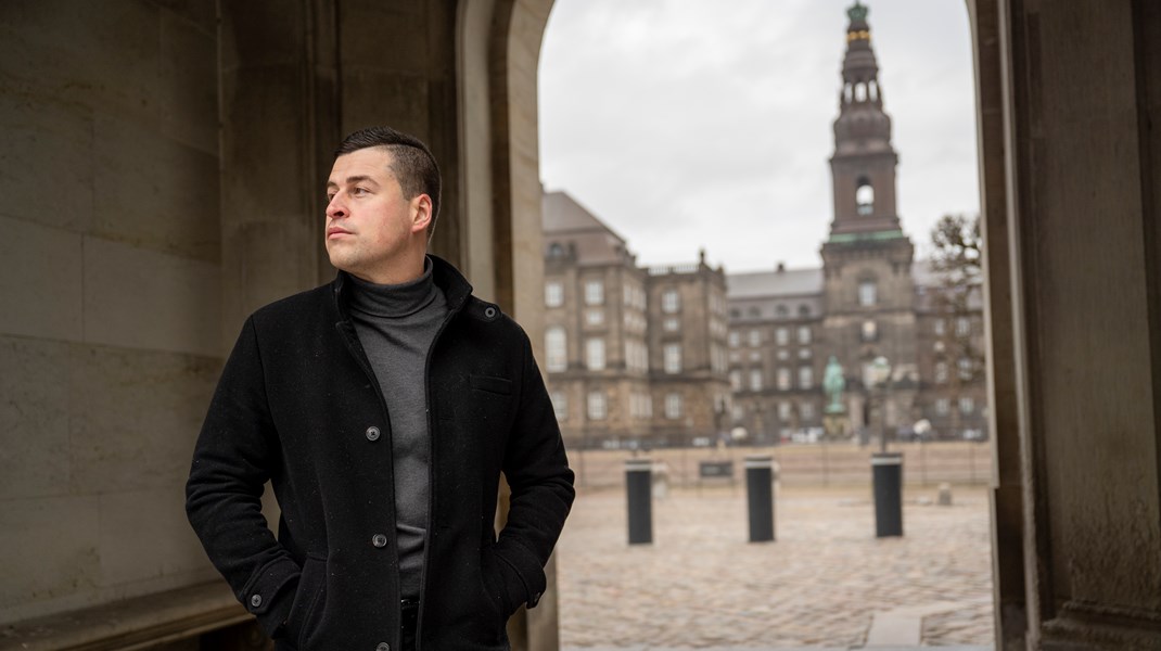 Mike Fonseca vil fortsætte i Folketinget som løsgænger - Altinget