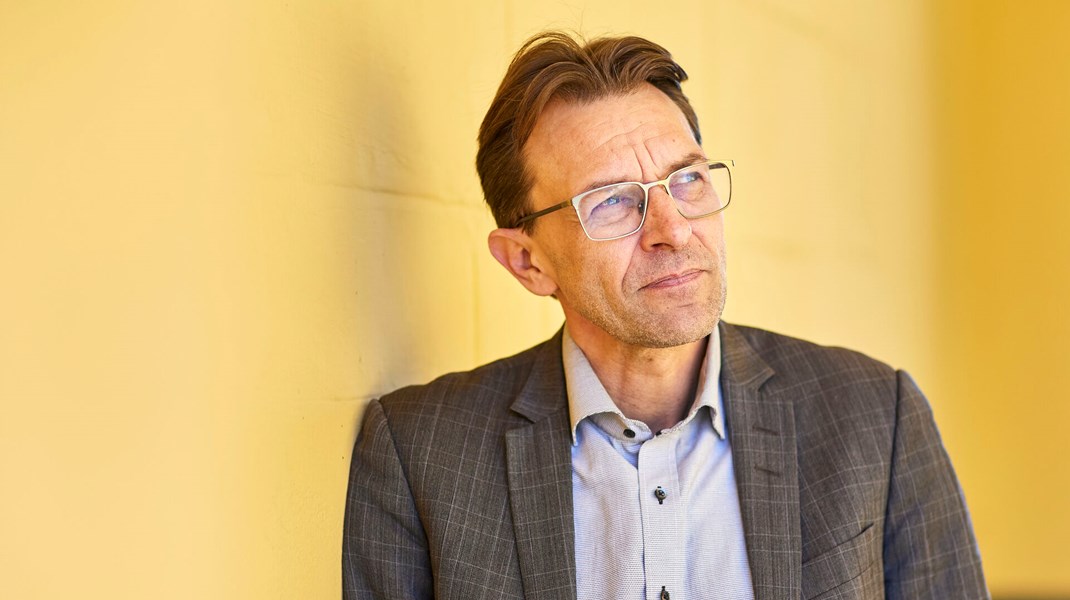 Jeppe Søes korstog mod Moderaternes partitop handler om mere end dårlig ledelse - Altinget