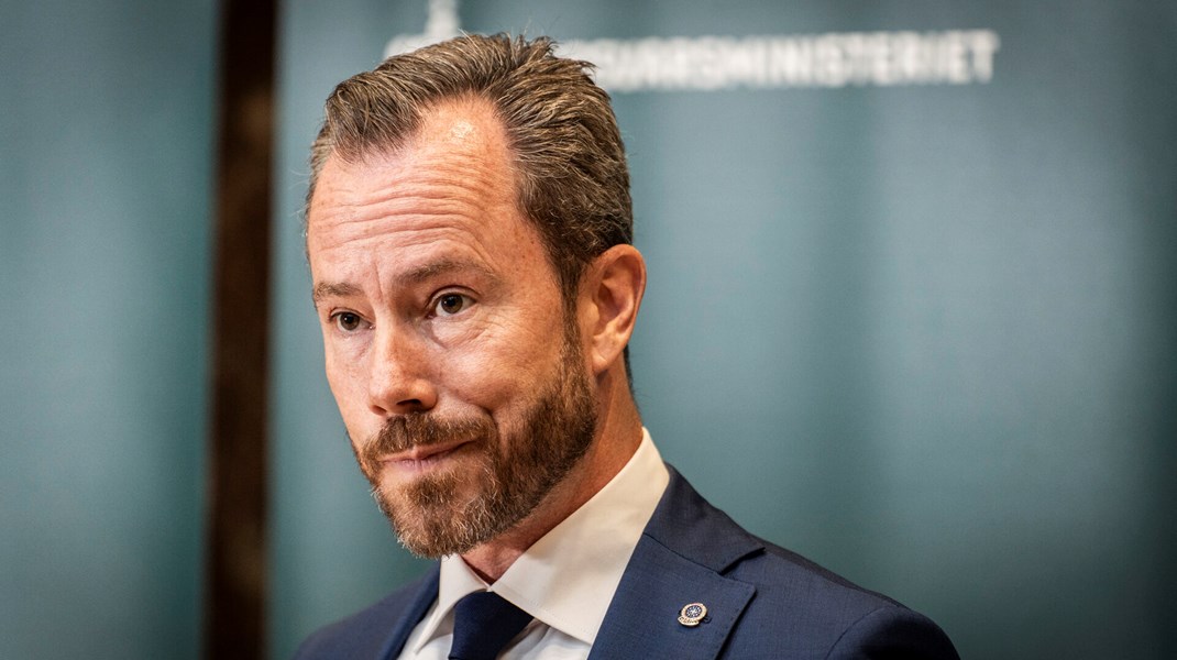 Ellemann trækker igen i militæruniformen og sendes på Nato-øvelse i ...