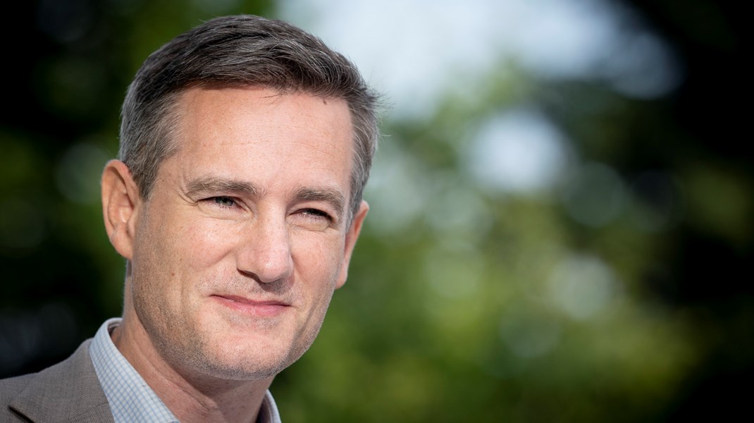 Julekalender med Rasmus Jarlov: Folketinget er blevet et gummistempel for regeringer - Altinget