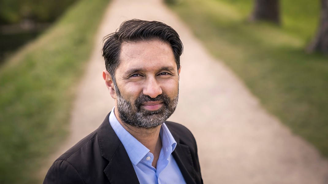 Læge modtager formidlingspris for fokus på unges påvirkning af ...