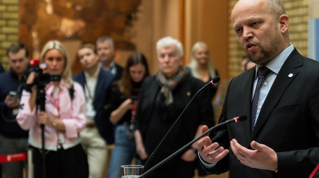 Partileder efter norsk energikollaps: Derfor forlod vi regeringen - Altinget