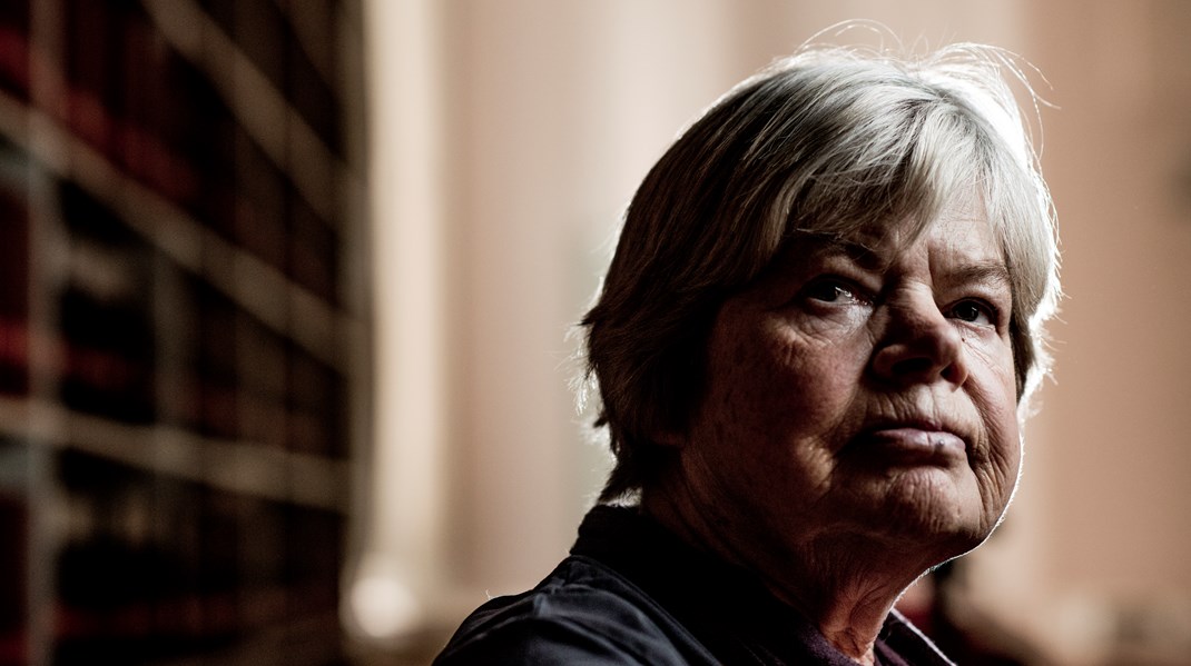 Eva Smith: Det er uhørt, at regeringen blander sig i sager om ...