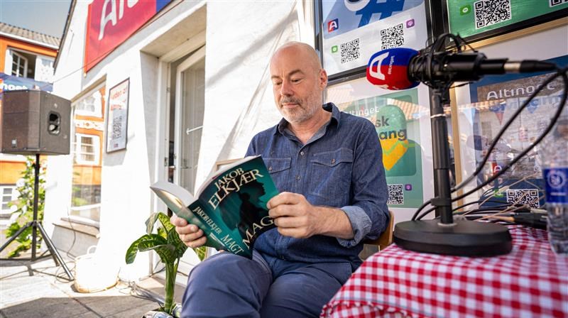 Lizette Risgaards tidligere pressechef har skrevet en #metoo-roman: "Den er et spark i røven, så ...