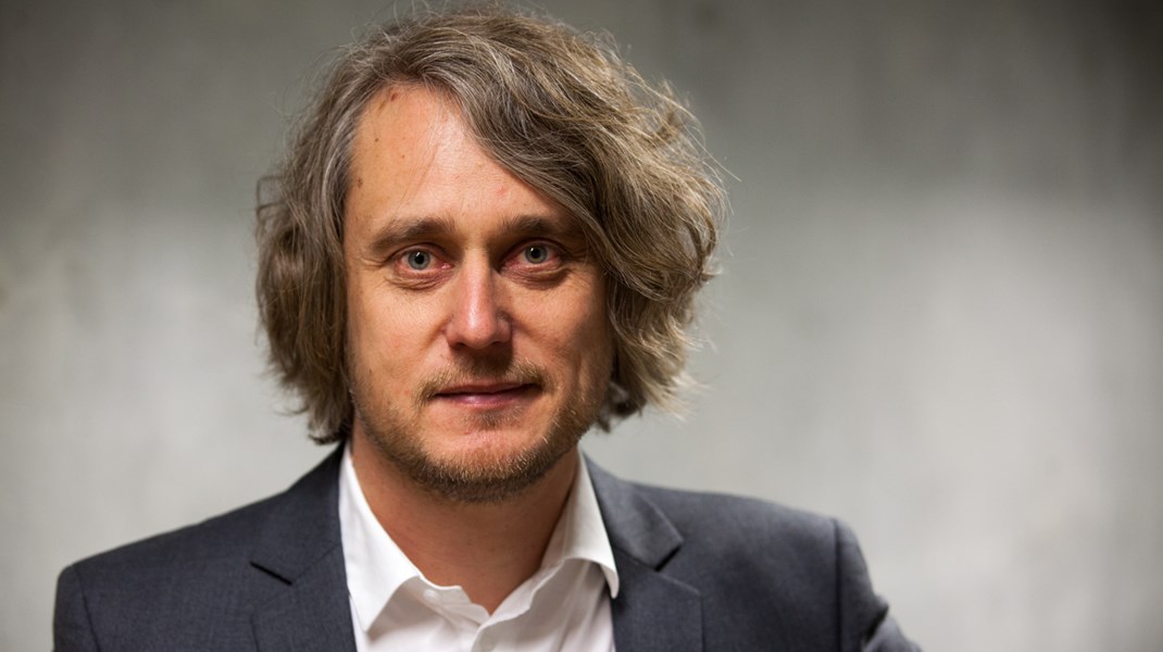 En lussing der gjorde ondt, et partihop uden for kategori og tre andre ...