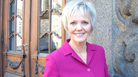 Karen Jespersen: Børn skal fjernes hurtigere fra hjemmet - Altinget